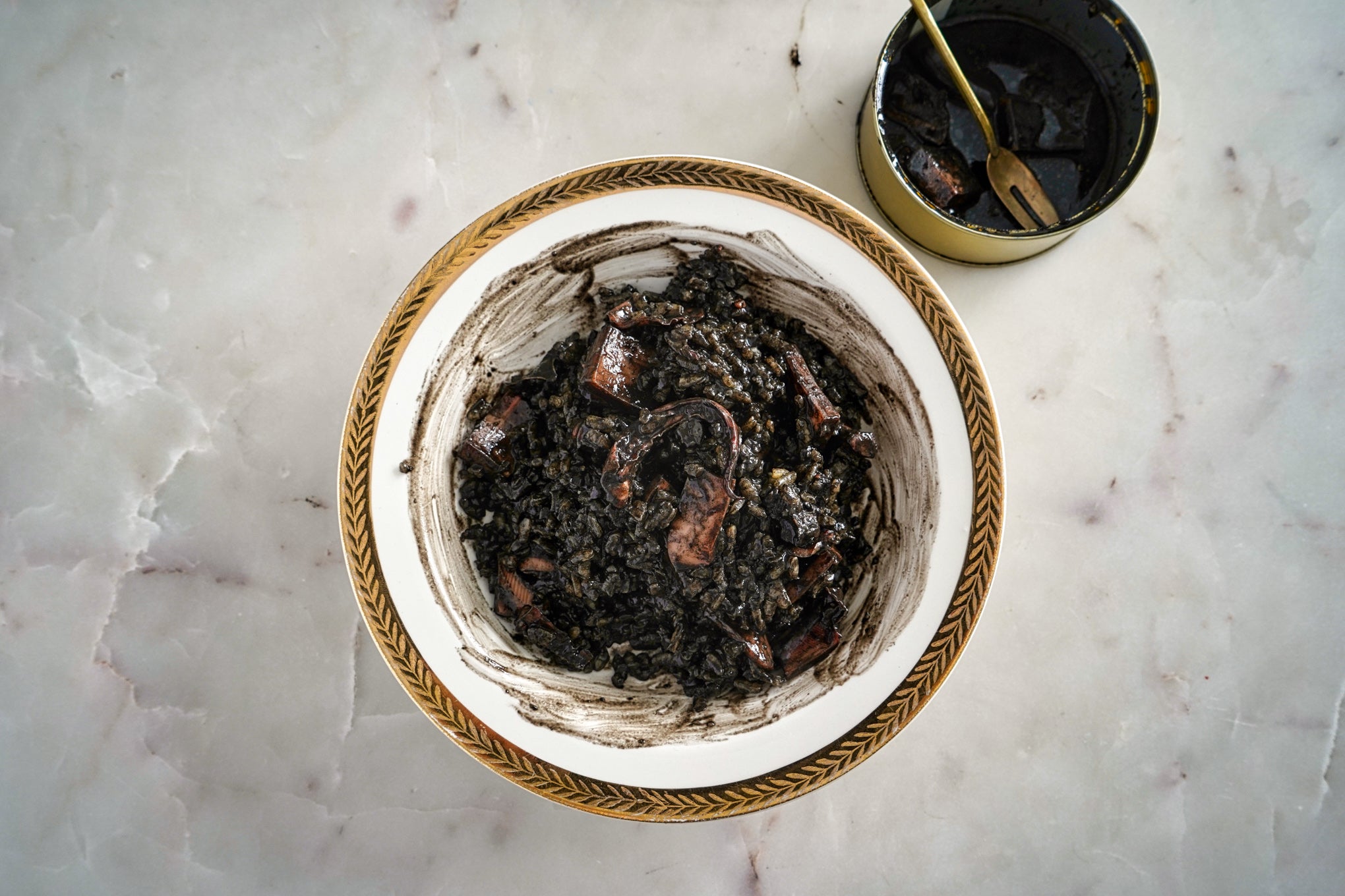 Gueyumar Calamar de Otro Planeta Squid in Ink | Pantry Shelf | Conserva ...